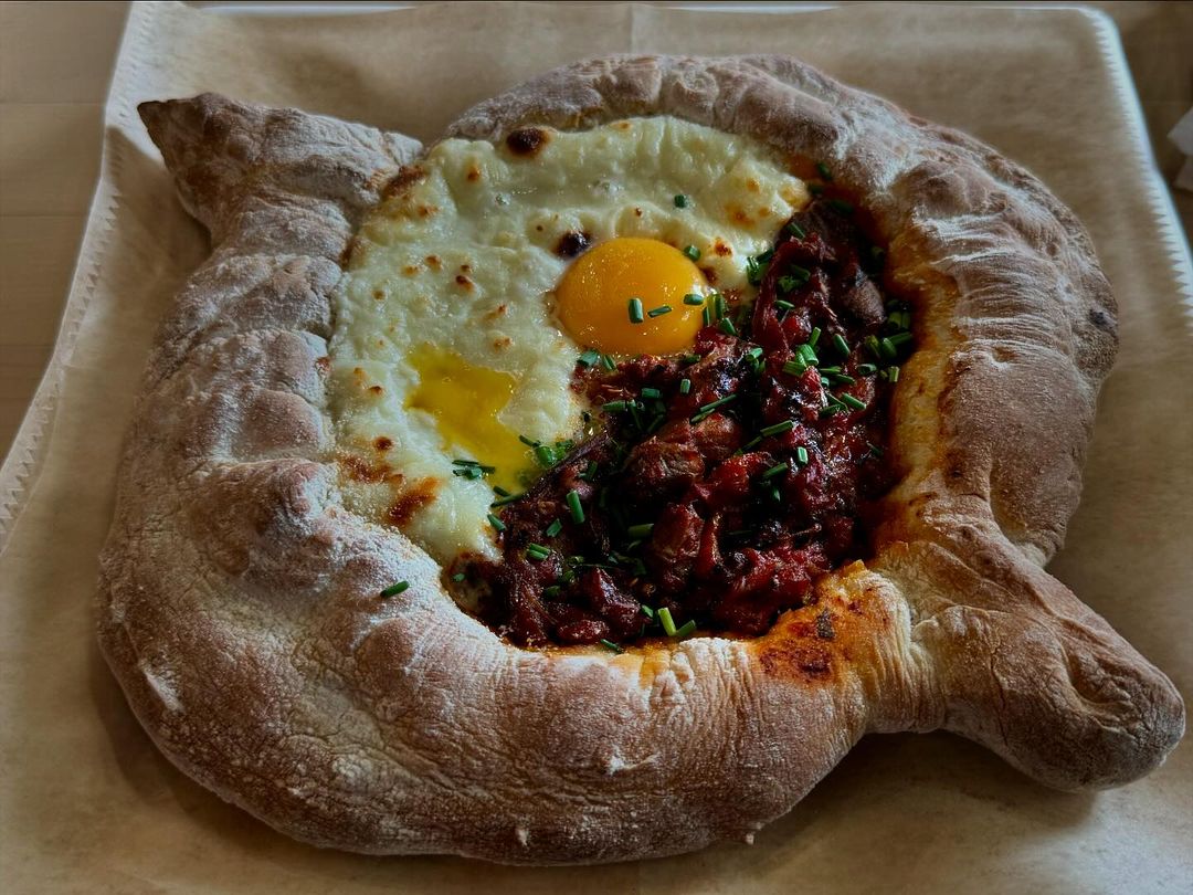 7 Reasons Why Khachapuri is Irresistibly Comforting - Skalka